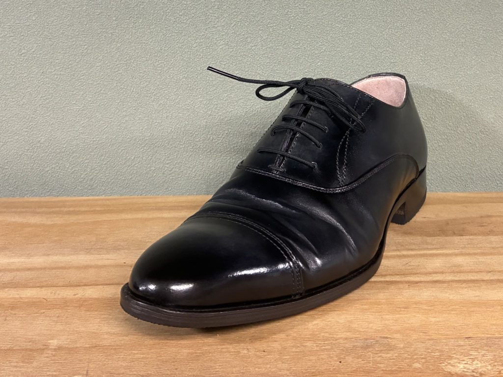 鞆ゑ / ともえ マッケイ縫い直し ソール補強 - CHAMBERS SHOE REPAIR